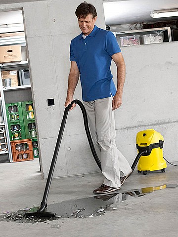 שואב אבק יבש / רטוב כולל מפוח Karcher WD3
